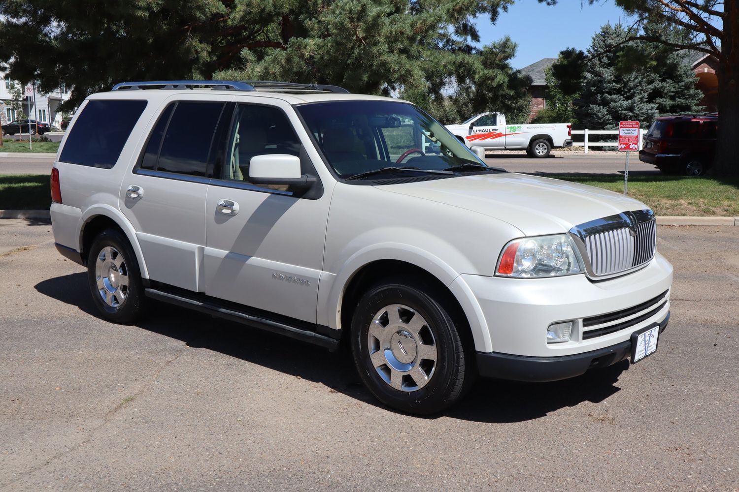 2006 Lincoln Navigator Luxury | Victory Motors of Colorado