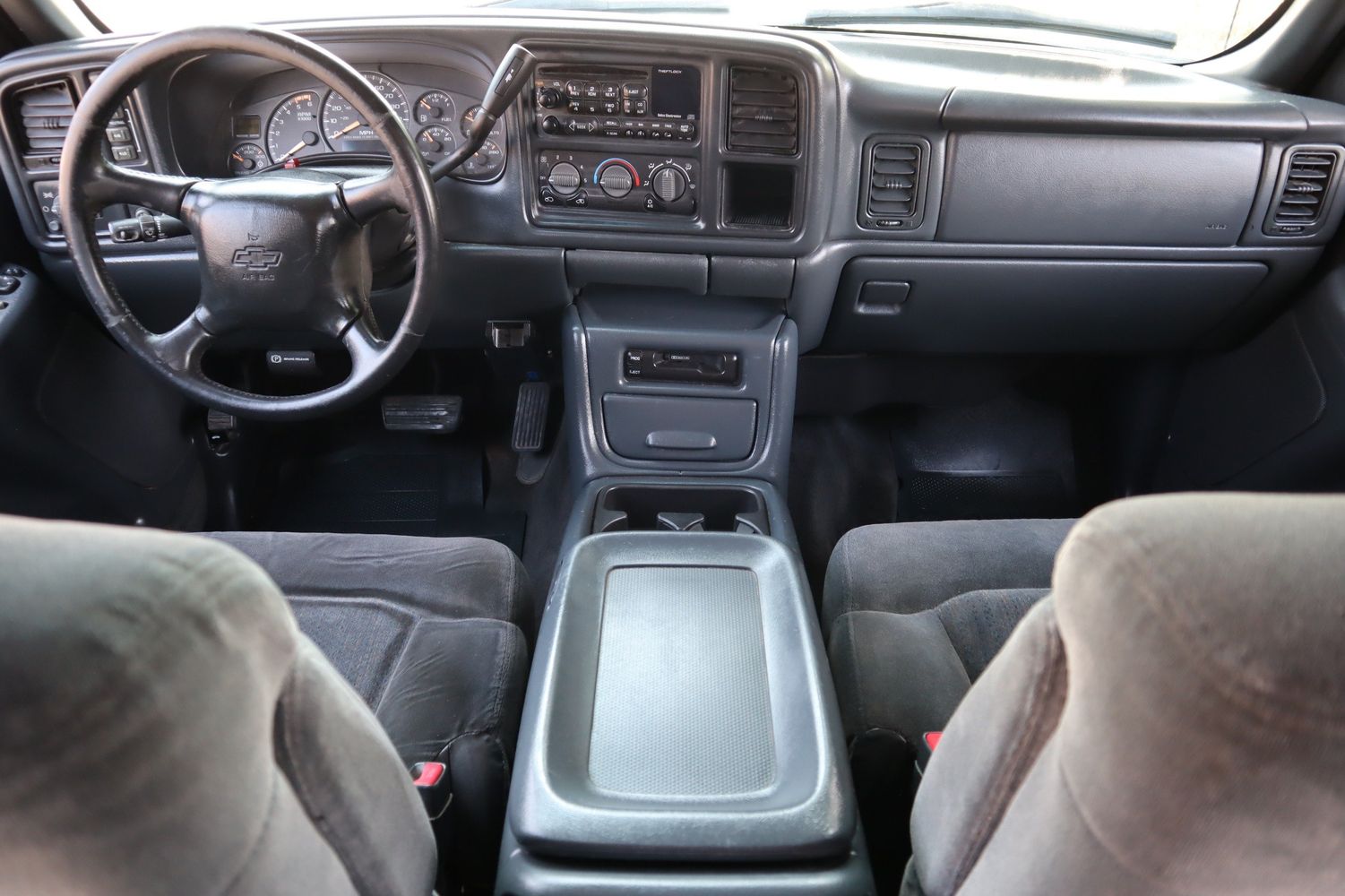 2002 Chevrolet Silverado 2500HD LT | Victory Motors of Colorado