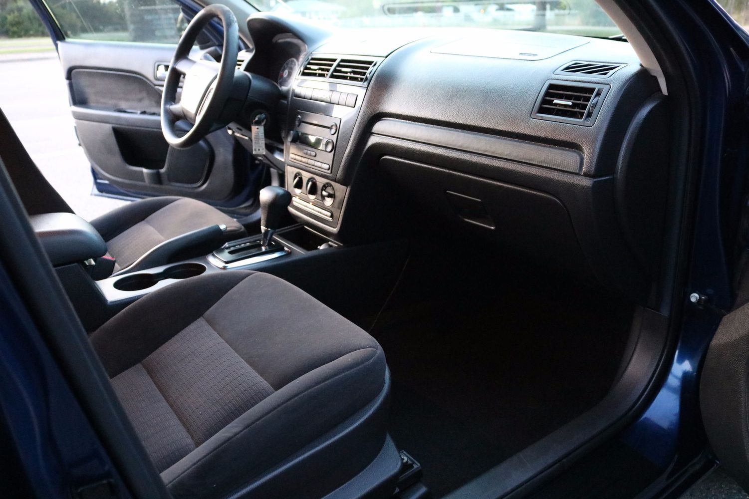 2006 Ford Fusion V6 SE | Victory Motors of Colorado