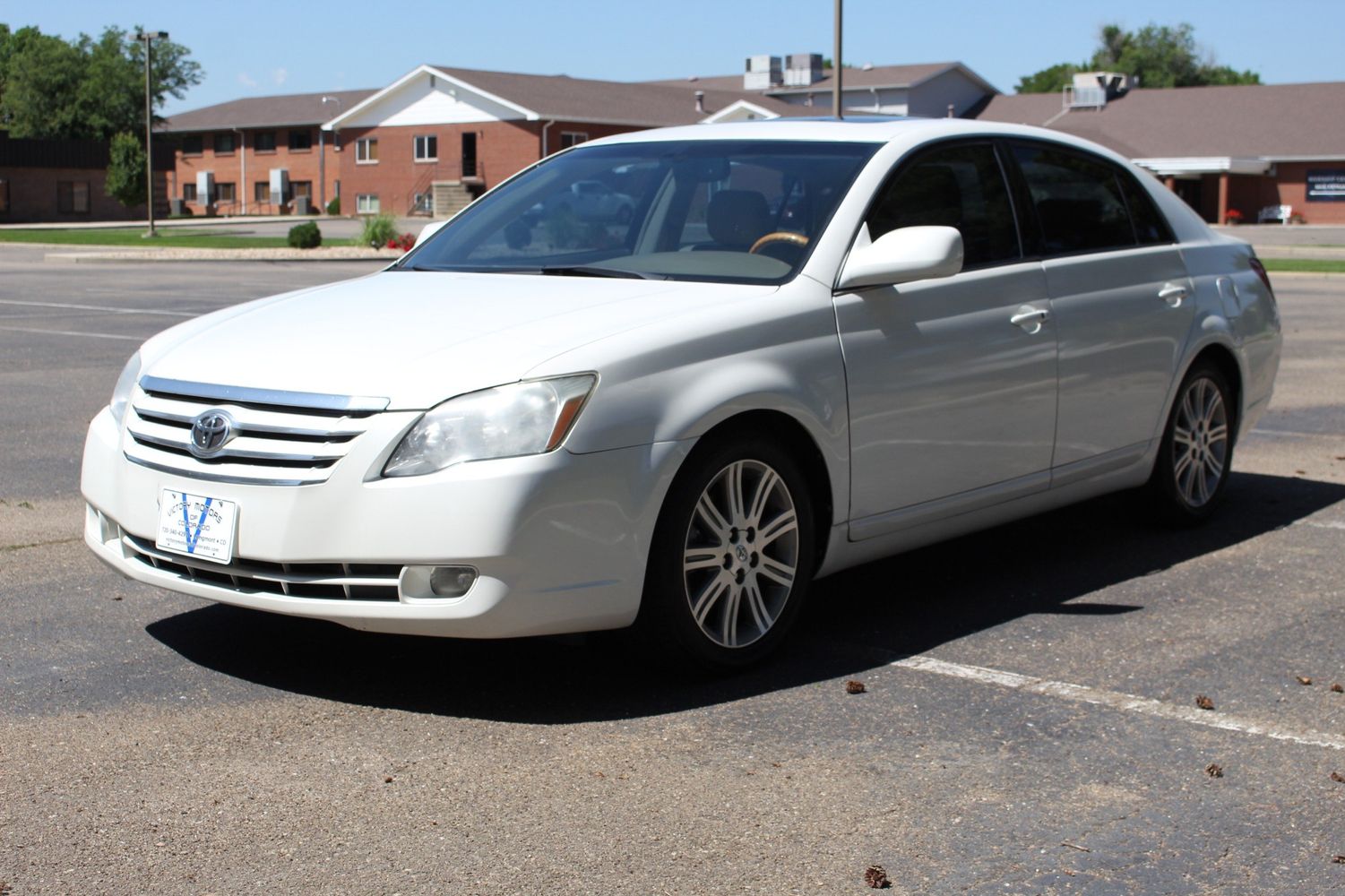 2007 Toyota Avalon Limited | Victory Motors of Colorado