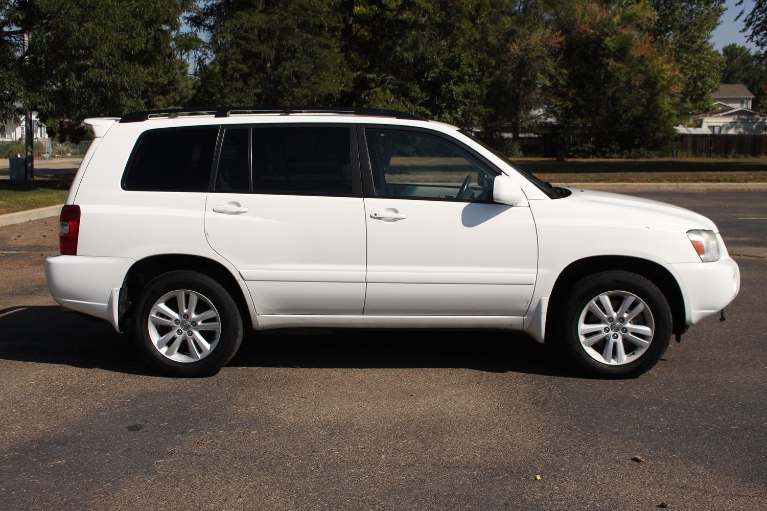 2006 Toyota Highlander Hybrid | Victory Motors of Colorado