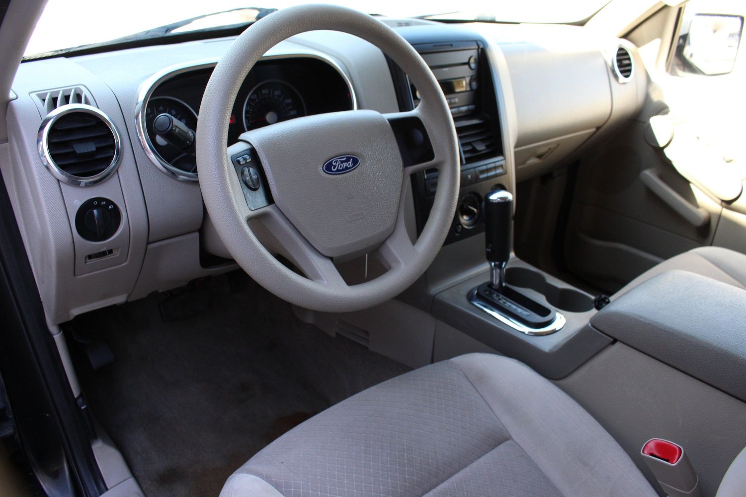 2006 Ford Explorer XLS | Victory Motors of Colorado