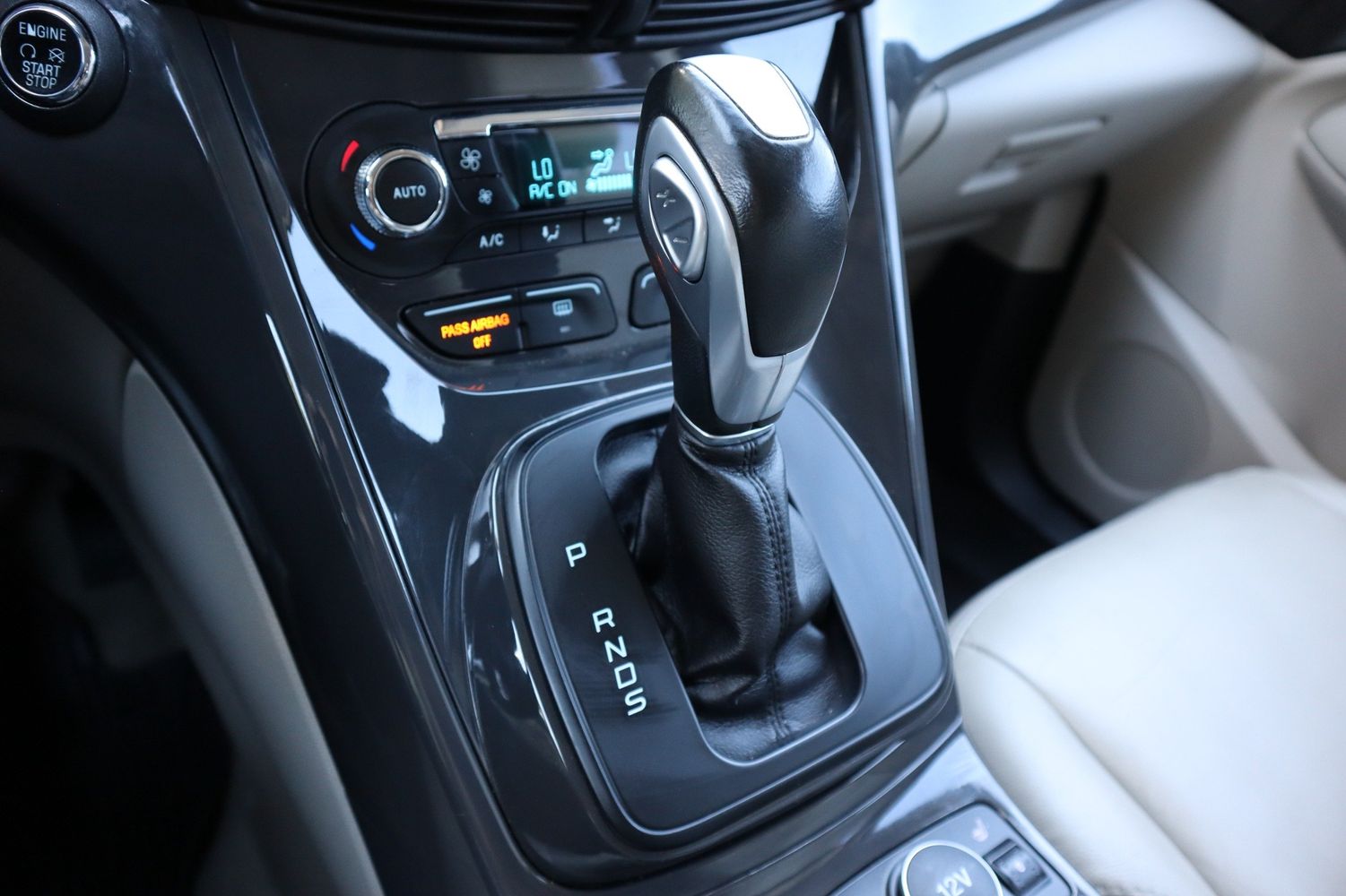 2015 Ford Escape Titanium | Victory Motors of Colorado