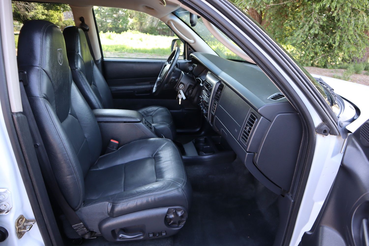 2003 Dodge Durango SLT Plus | Victory Motors of Colorado