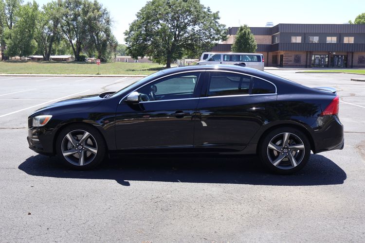 2015 Volvo S60 T6 R-Design Platinum | Victory Motors of Colorado