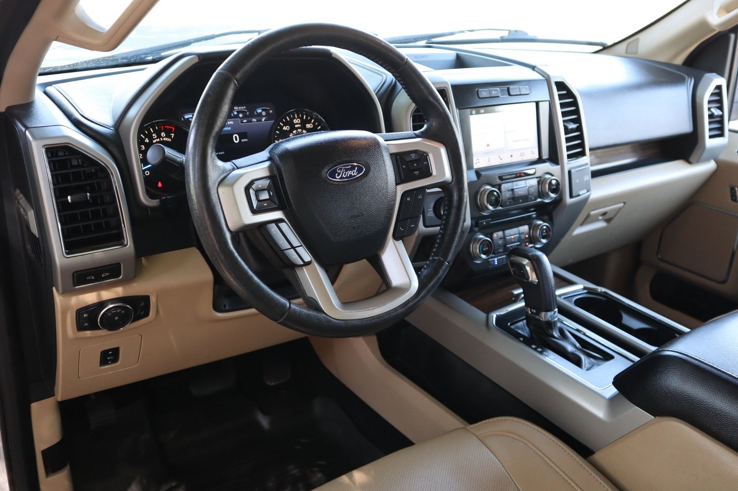 2017 Ford F-150 Lariat | Victory Motors of Colorado