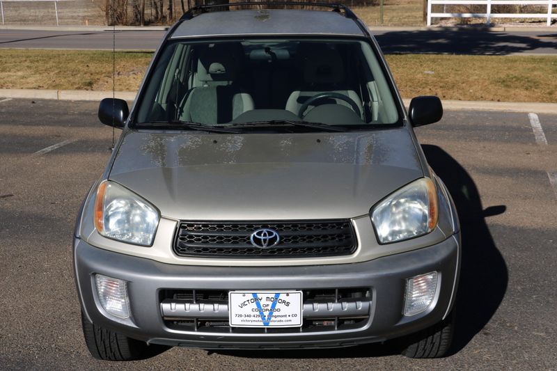 2003 Toyota RAV4 Photos