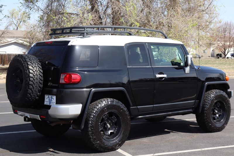 2009 Toyota FJ Cruiser Photos