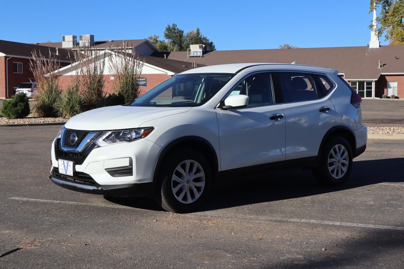 2019 Nissan Rogue Photos