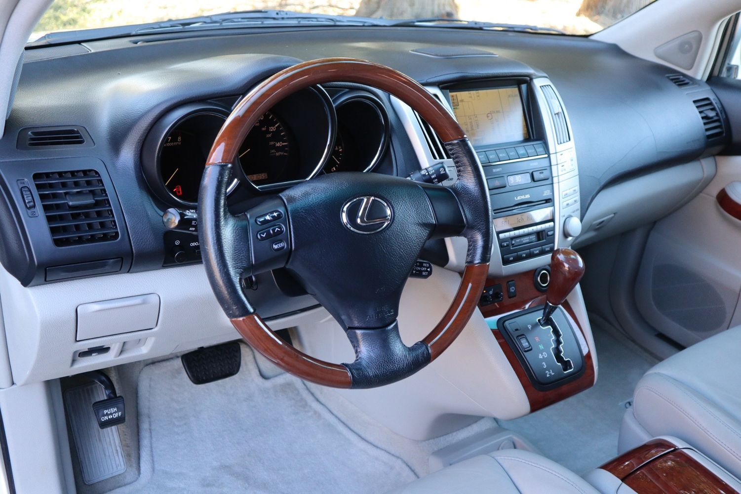 2004 Lexus RX 330 Base | Victory Motors of Colorado