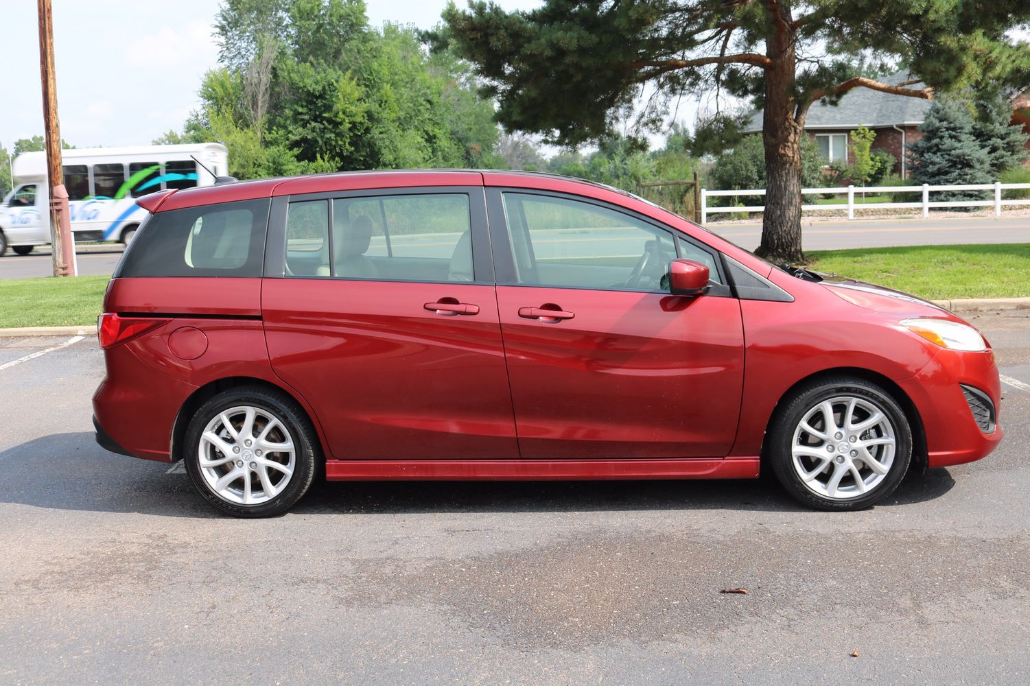 2012 Mazda Mazda5 Grand Touring | Victory Motors of Colorado