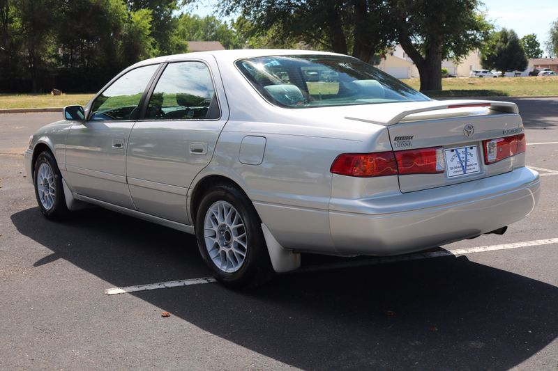 2001 Toyota Camry Photos