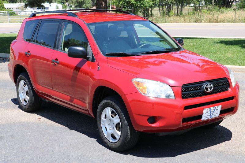 2007 Toyota RAV4 Photos
