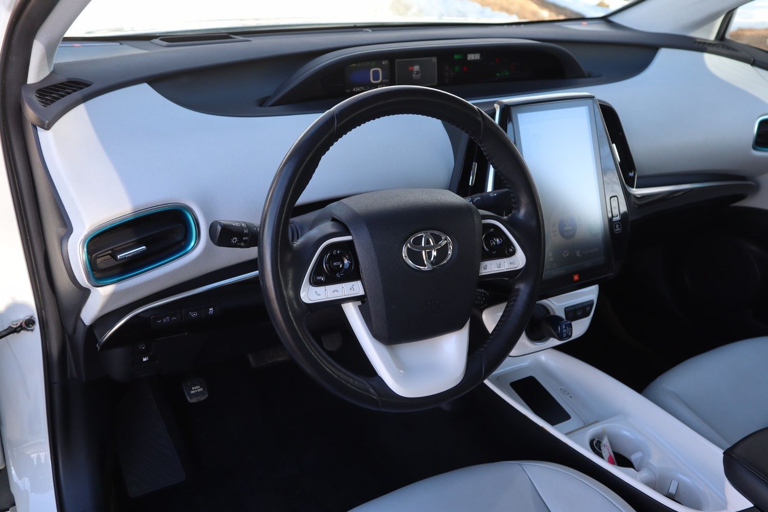 2018 Toyota Prius Prime Plus | Victory Motors of Colorado