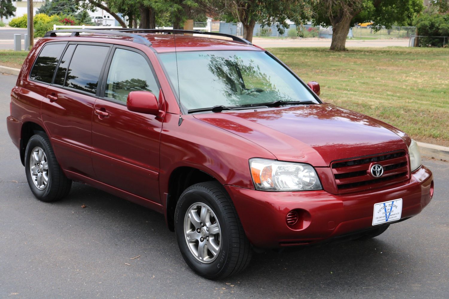 2006 Toyota Highlander AWD | Victory Motors of Colorado