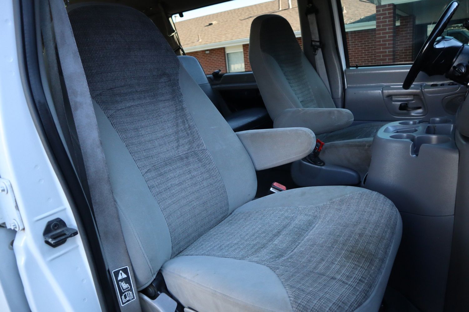 2001 Ford E-350 SD XL | Victory Motors of Colorado