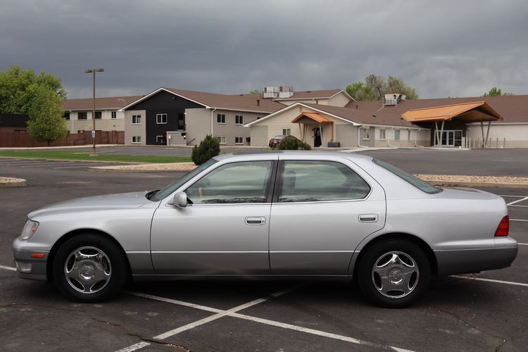 1999 Lexus LS 400 Base | Victory Motors of Colorado