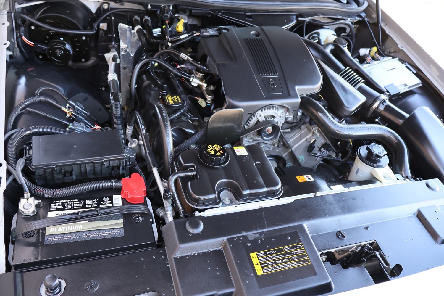 2010 Mercury Grand Marquis LS | Victory Motors of Colorado