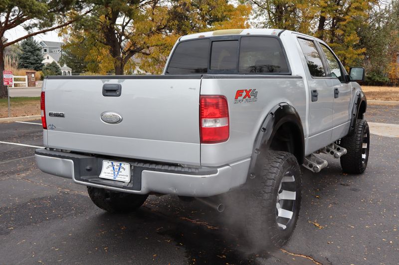 2005 Ford F-150 Photos