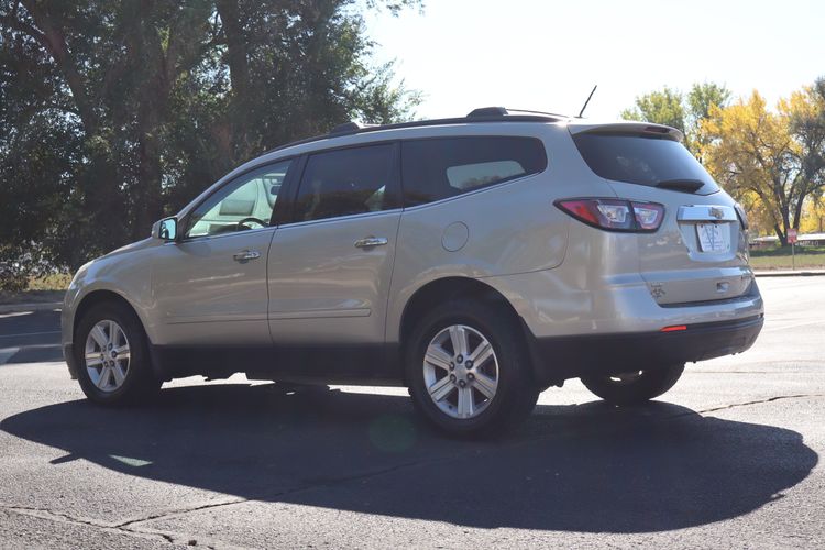 2013 Chevrolet Traverse 2LT | Victory Motors of Colorado