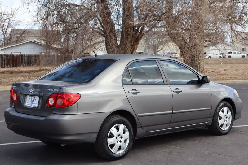 2007 Toyota Corolla Photos