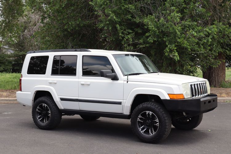 2007 Jeep Commander Sport | Victory Motors of Colorado
