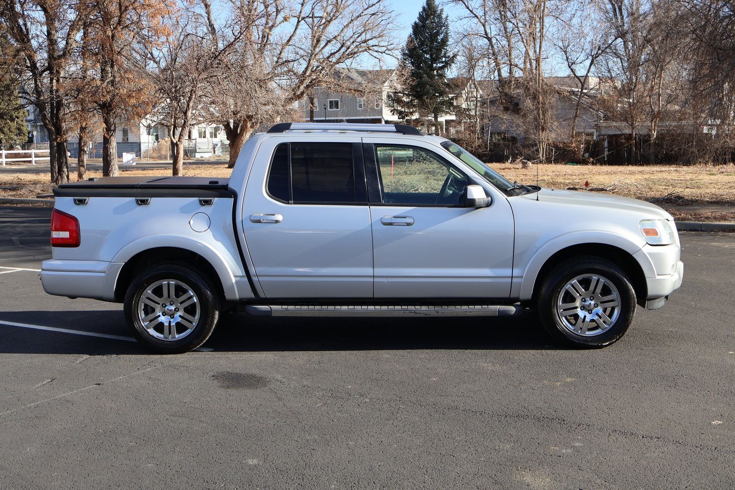 Take A Look About 2010 Ford Explorer Sport Trac Limited 4 6l V8 Awd Suv