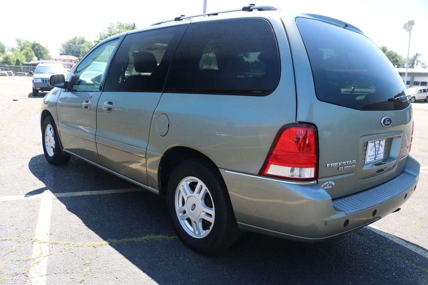 2004 Ford Freestar SEL | Victory Motors of Colorado