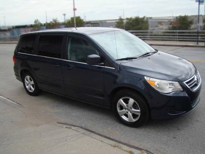 2009 Volkswagen Routan SEL | Zoom Auto Group - Used Cars New Jersey