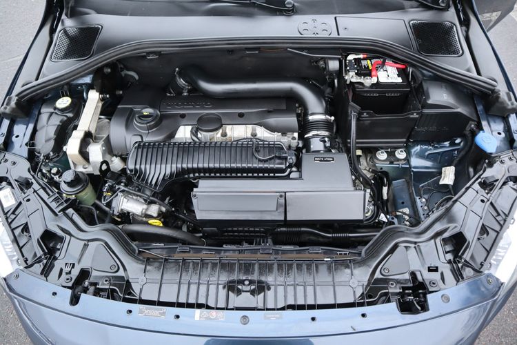 2015 Volvo S60 T5 Premier | Victory Motors of Colorado