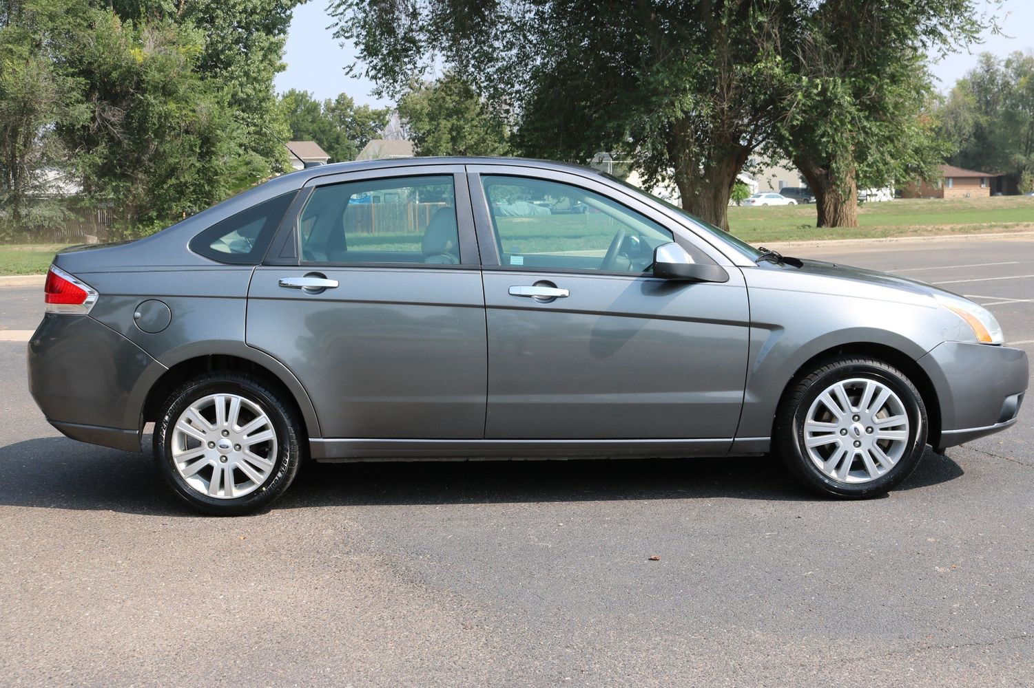 2011 Ford Focus SEL | Victory Motors of Colorado