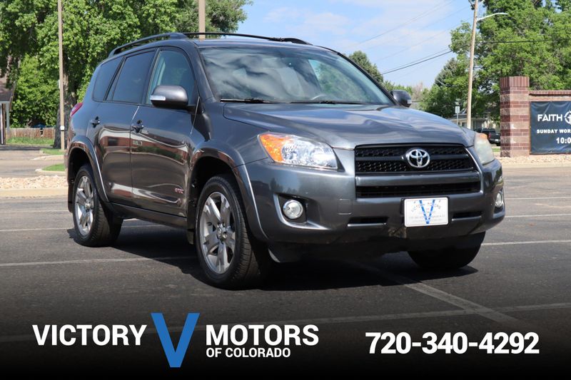 2011 Toyota RAV4 Photos