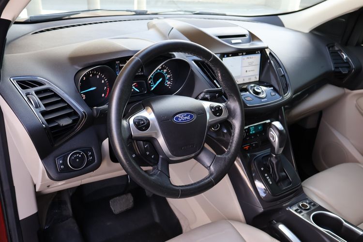 2016 Ford Escape Titanium | Victory Motors of Colorado