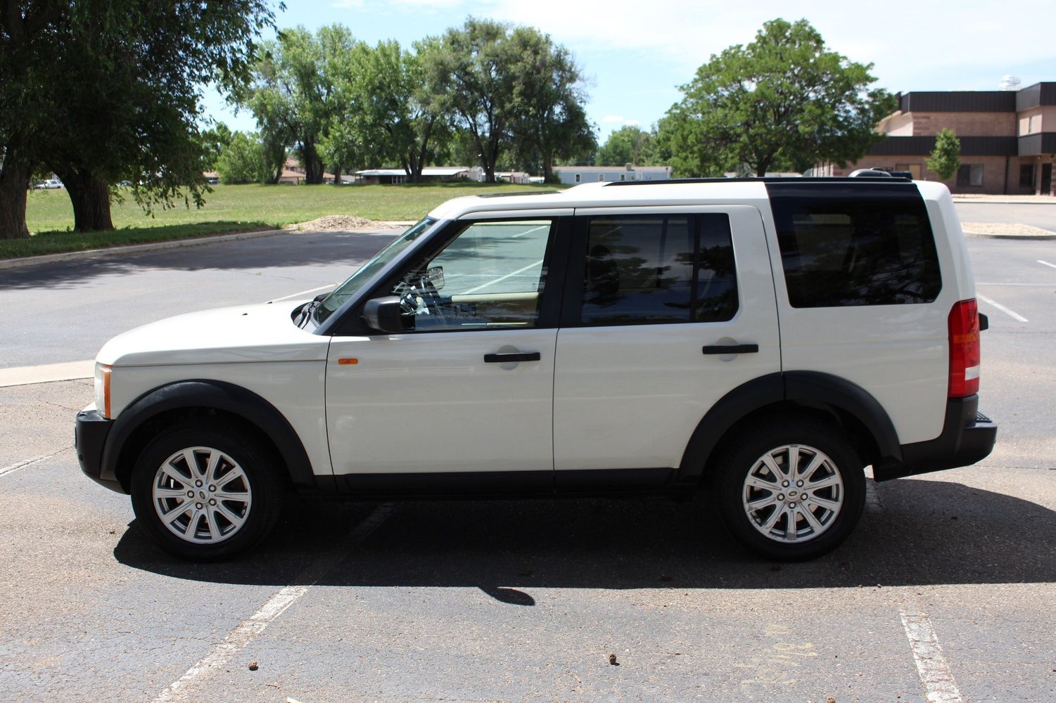 2008 Land Rover LR3 SE | Victory Motors of Colorado