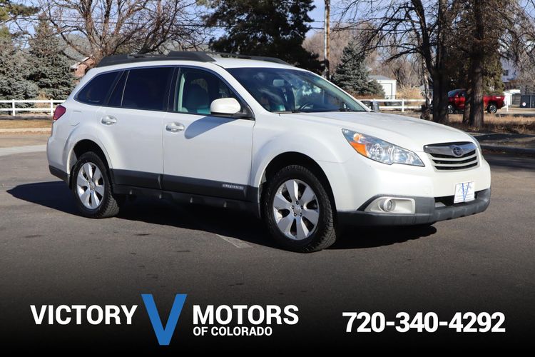 2011 Subaru Outback 2.5i Premium | Victory Motors of Colorado