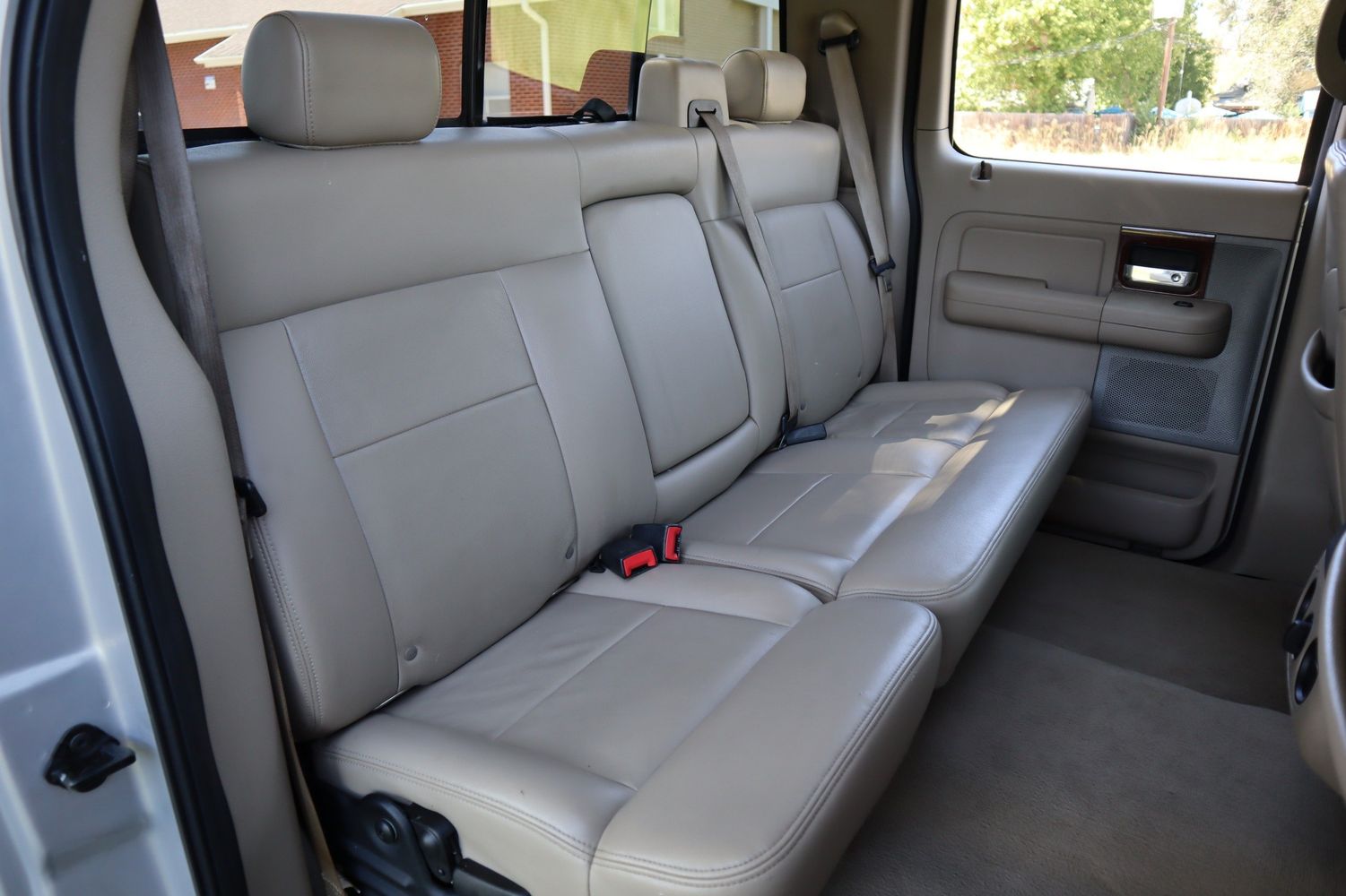 2006 Ford F-150 Lariat | Victory Motors of Colorado