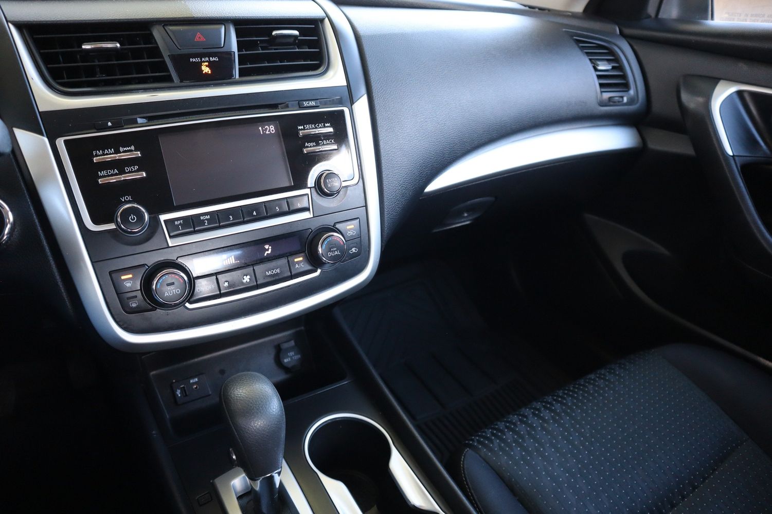 2016 Nissan Altima 2.5 SV | Victory Motors of Colorado