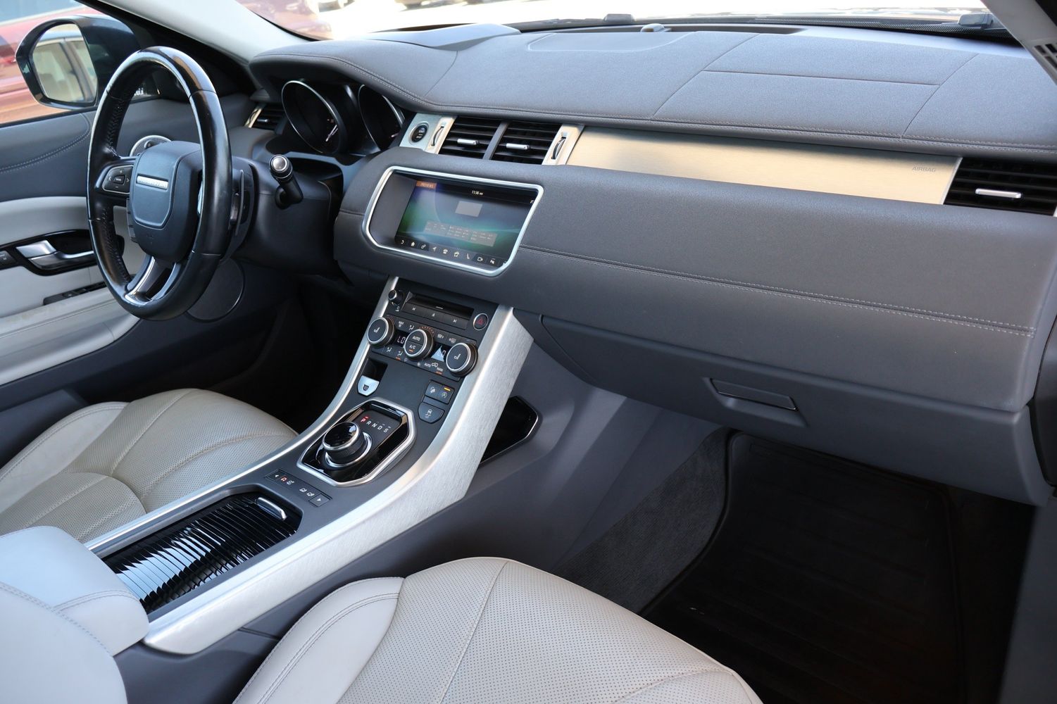 2017 Land Rover Range Rover Evoque HSE | Victory Motors of Colorado