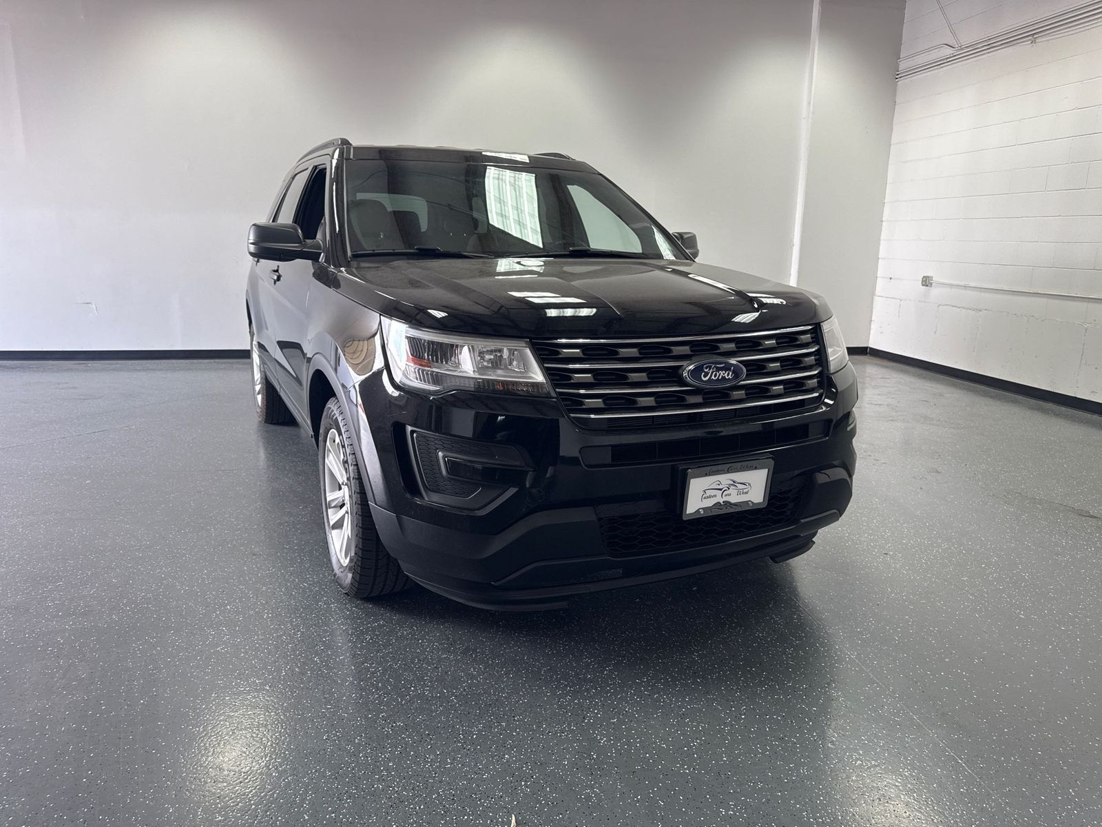 2017 Ford Explorer | Custom Cars West