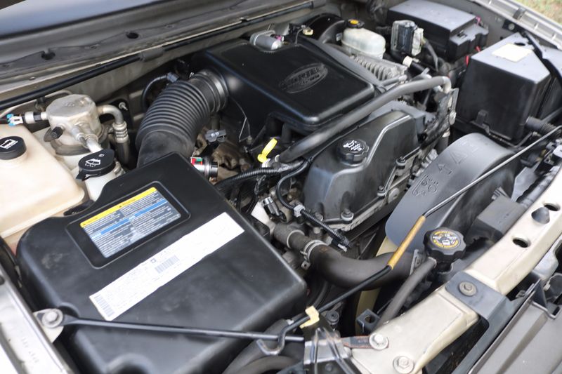 2002 GMC Envoy XL Photos