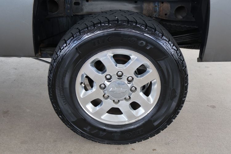 2013 Chevrolet Silverado 2500HD LTZ | Victory Motors of Colorado