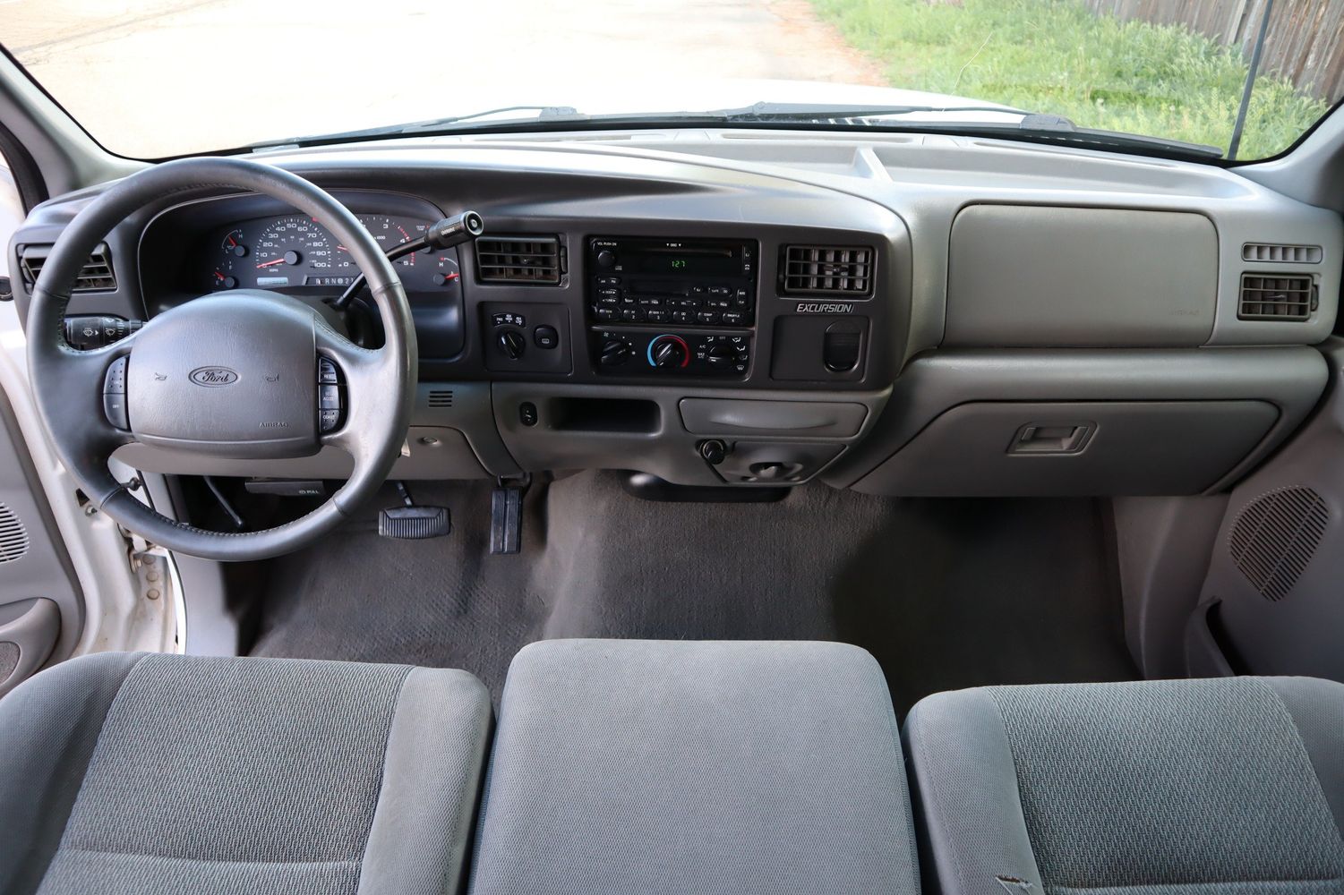 2002 Ford Excursion XLT | Victory Motors of Colorado