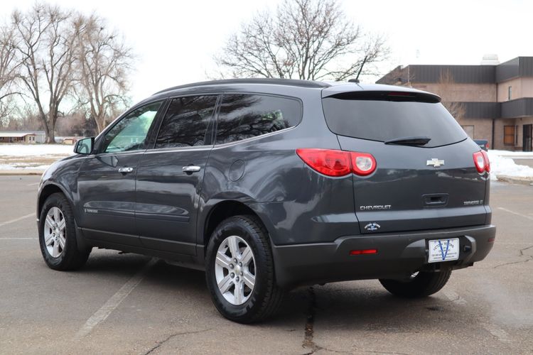 2009 Chevrolet Traverse LT | Victory Motors of Colorado