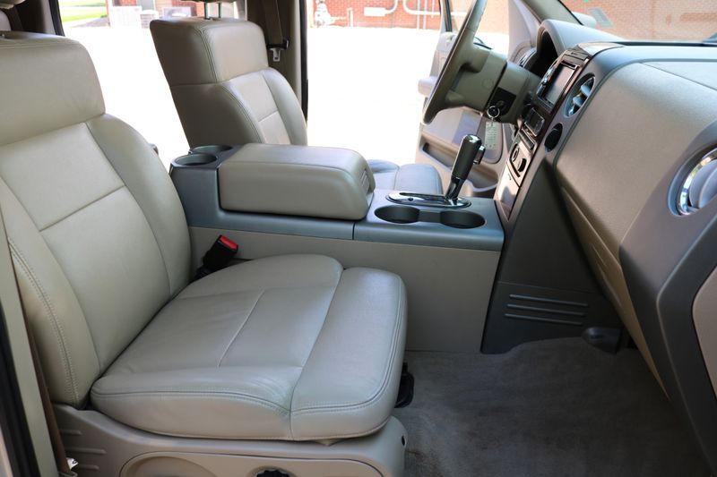 2006 Ford F-150 Photos