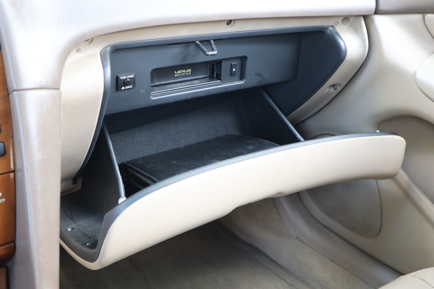 2001 Lexus ES 300 Base | Victory Motors of Colorado