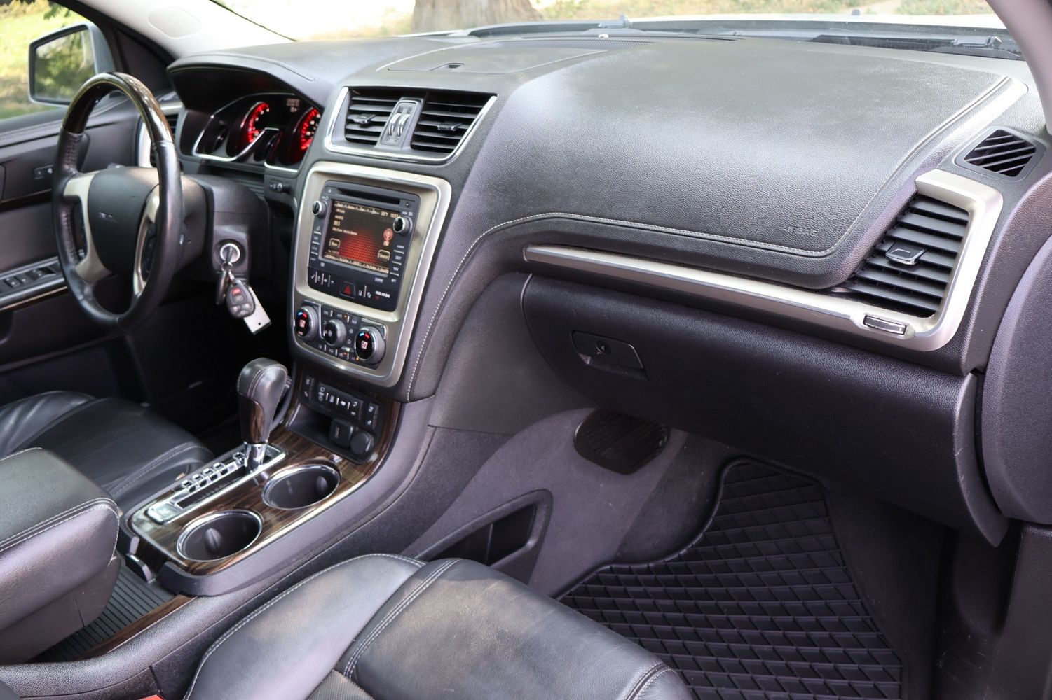 2016 GMC Acadia Denali | Victory Motors of Colorado