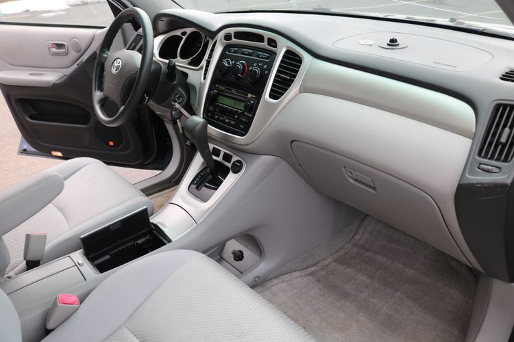 2006 Toyota Highlander Hybrid | Victory Motors of Colorado