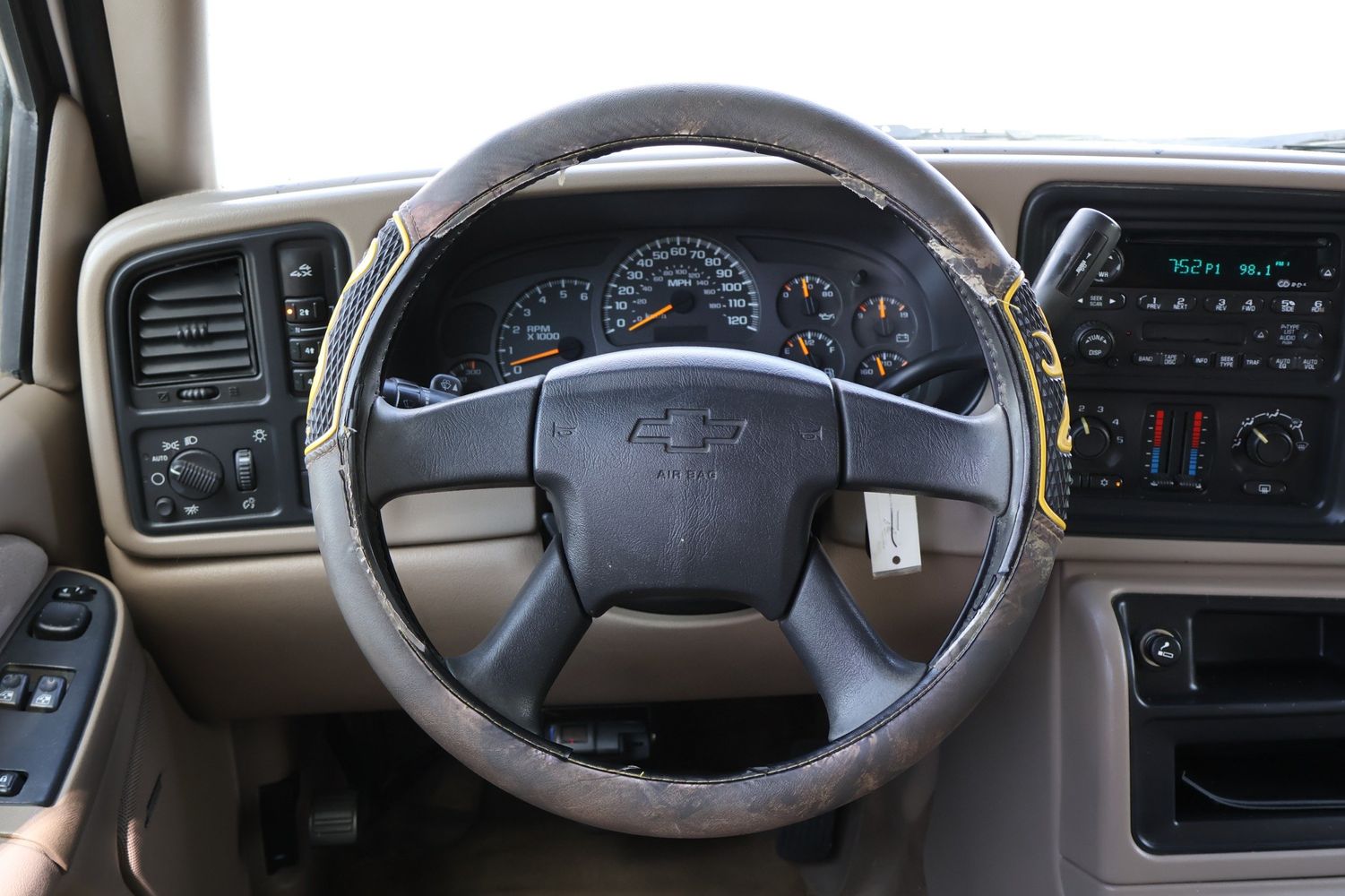 2003 Chevrolet Silverado 2500HD Base | Victory Motors of Colorado