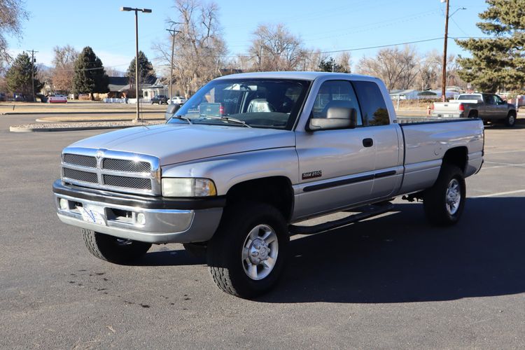 2001 Dodge Ram 2500 SLT | Victory Motors of Colorado