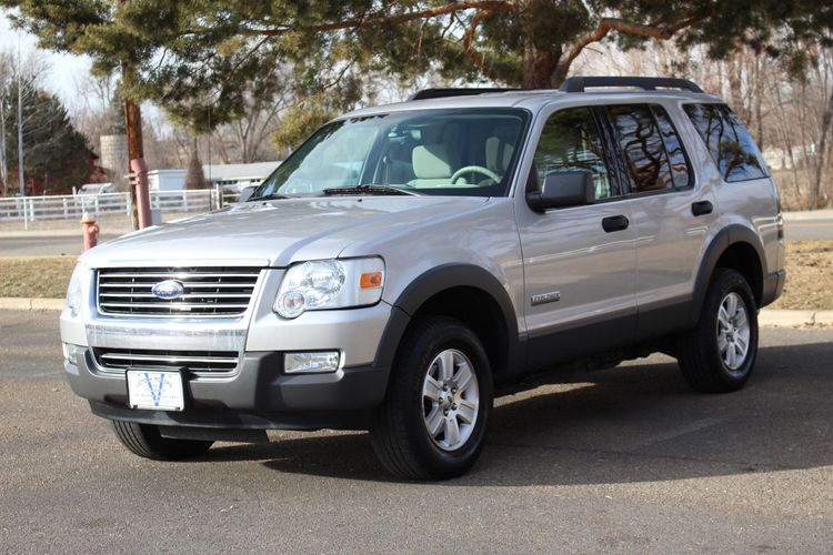 2006 Ford Explorer XLT | Victory Motors of Colorado